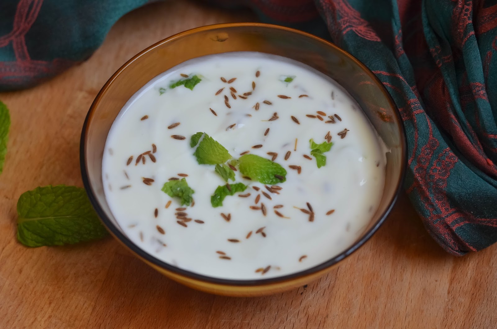 Radish raita | Dodhe Mujh Chaitin | Yogurt Dip - I camp in my kitchen