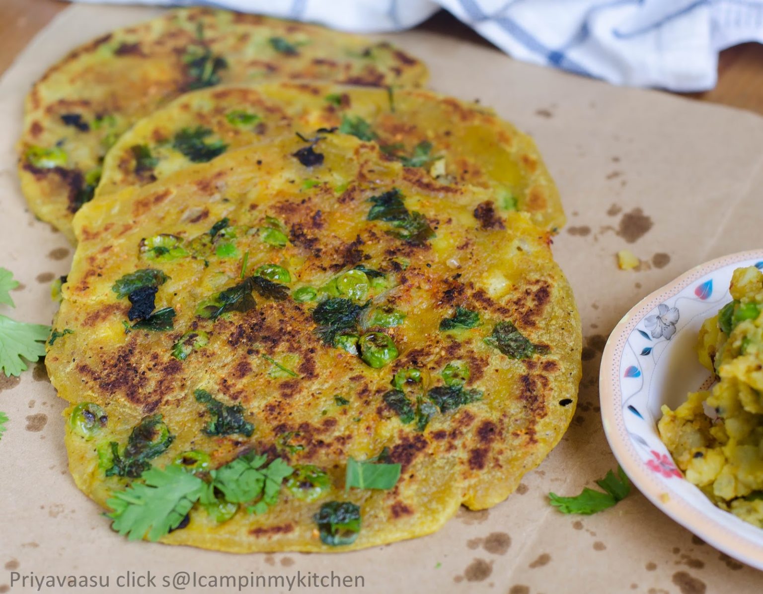 Masala Poli - Spicy potato masala stuffed flatbread - I camp in my kitchen