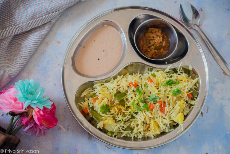 Vegetable Sevai | Rice Noodles with Vegetables - I camp in my kitchen